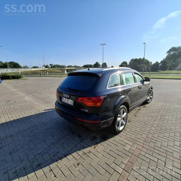 Черный Ауди Ку 7 2008 в Рига, объемом двигателя 3.00 л и пробегом 298 тыс. км за 7500 €, фото 5 на AUTOMOTO.COM.LV
