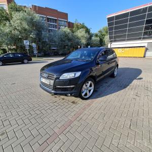 Черный Ауди Ку 7 2008 в Рига, объемом двигателя 3.00 л и пробегом 298 тыс. км за 7500 €, фото 3 на AUTOMOTO.COM.LV
