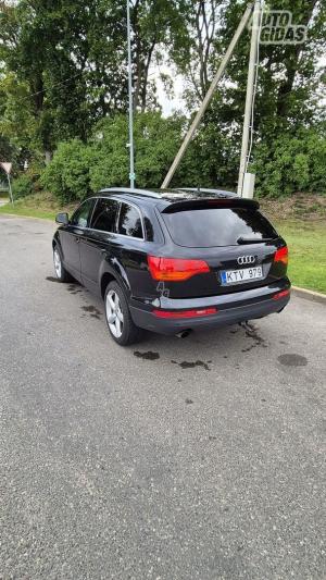 Black Audi Q7 2008 in Raseiniai, with an engine capacity of 3.00 L and mileage of 252 thousand km for 5100 €, photo 4 on AUTOMOTO.COM.LV