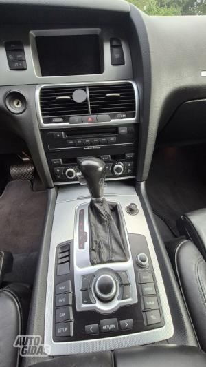 Black Audi Q7 2008 in Raseiniai, with an engine capacity of 3.00 L and mileage of 252 thousand km for 5100 €, photo 9 on AUTOMOTO.COM.LV