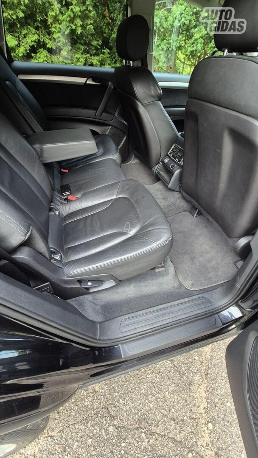 Black Audi Q7 2008 in Raseiniai, with an engine capacity of 3.00 L and mileage of 252 thousand km for 5100 €, photo 13 on AUTOMOTO.COM.LV