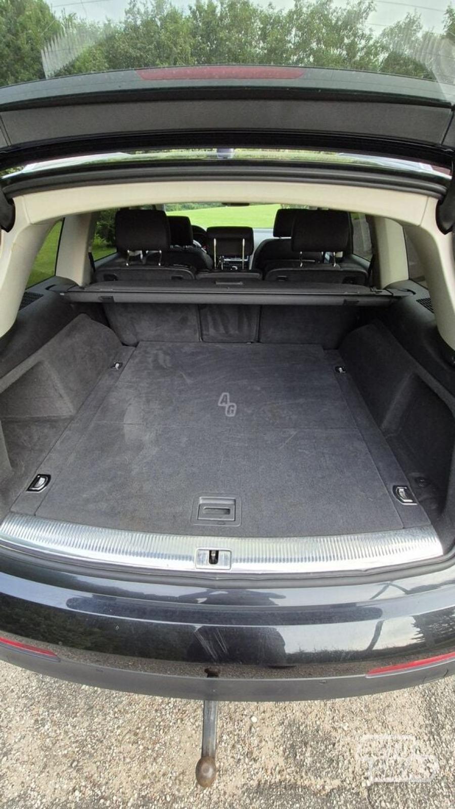 Black Audi Q7 2008 in Raseiniai, with an engine capacity of 3.00 L and mileage of 252 thousand km for 5100 €, photo 15 on AUTOMOTO.COM.LV
