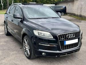 Black Audi Q7 2008 in Vilnius, with an engine capacity of 4.13 L and mileage of 276 thousand km for 6350 €, photo 6 on AUTOMOTO.COM.LV