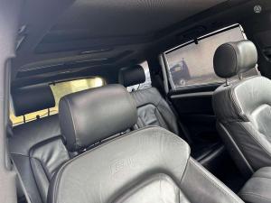 Black Audi Q7 2008 in Vilnius, with an engine capacity of 4.13 L and mileage of 276 thousand km for 6350 €, photo 14 on AUTOMOTO.COM.LV