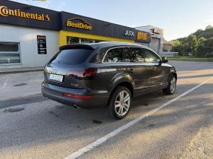 Melns Audi Q7 2008 Jonava, ar dzinēja tilpumu 2.97 L un nobraukumu 329 tūkst. km par 4900 €, foto 4 vietnē AUTOMOTO.COM.LV