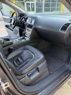 Melns Audi Q7 2008 Jonava, ar dzinēja tilpumu 2.97 L un nobraukumu 329 tūkst. km par 4900 €, foto 7 vietnē AUTOMOTO.COM.LV