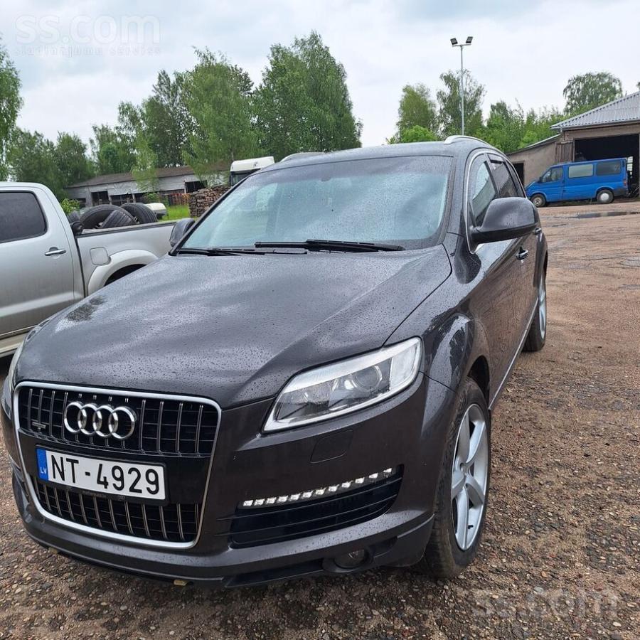 Melns Audi Q7 2008 Rīga, ar dzinēja tilpumu 3.00 L un nobraukumu 306 tūkst. km par 7900 €, foto 3 vietnē AUTOMOTO.COM.LV