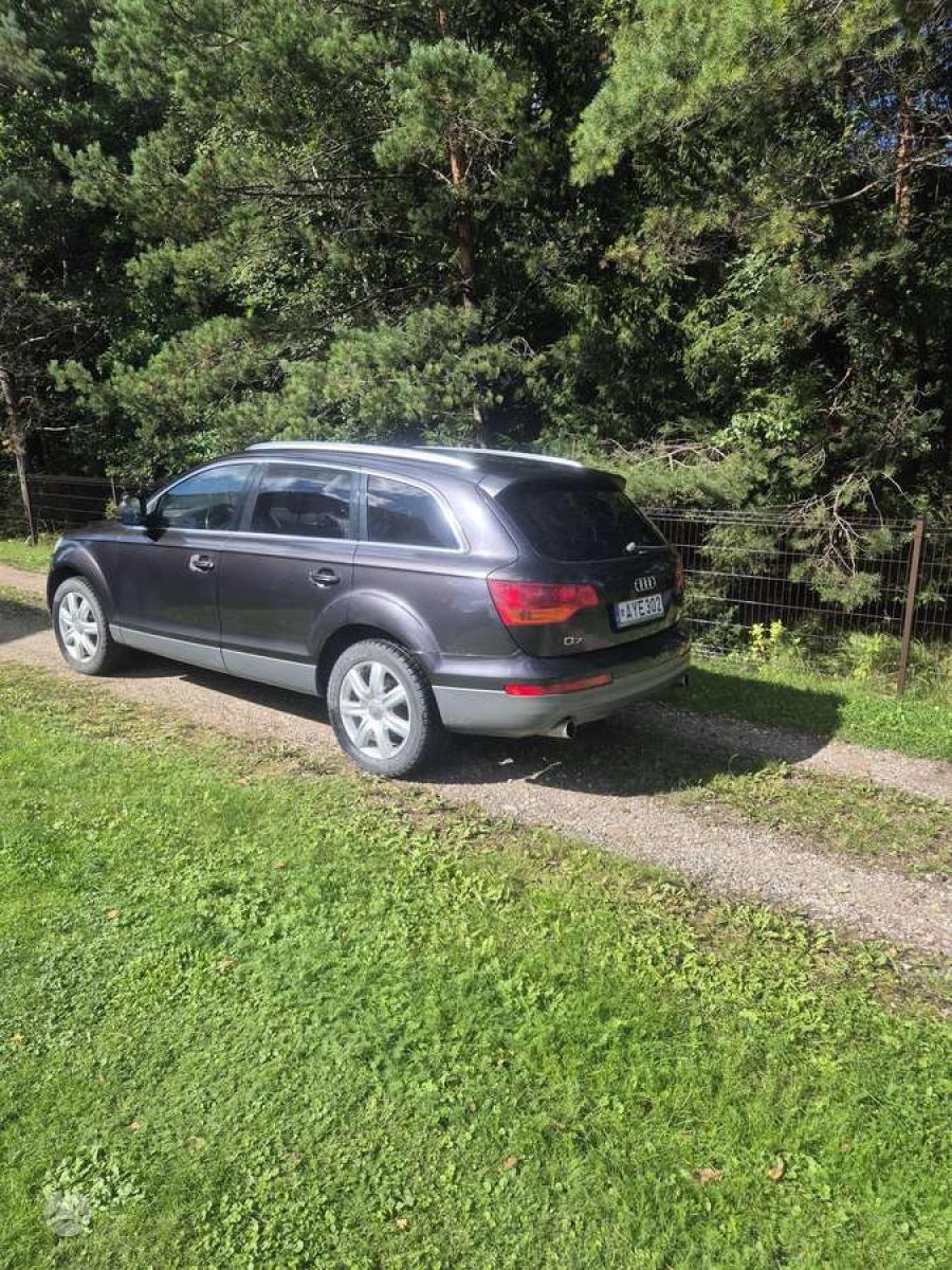 Melns Audi Q7 2008 Kretinga, ar dzinēja tilpumu 2.97 L un nobraukumu 311 tūkst. km par 4500 €, foto 3 vietnē AUTOMOTO.COM.LV