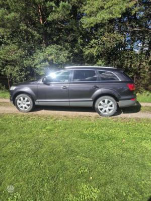 Melns Audi Q7 2008 Kretinga, ar dzinēja tilpumu 2.97 L un nobraukumu 311 tūkst. km par 4500 €, foto 4 vietnē AUTOMOTO.COM.LV