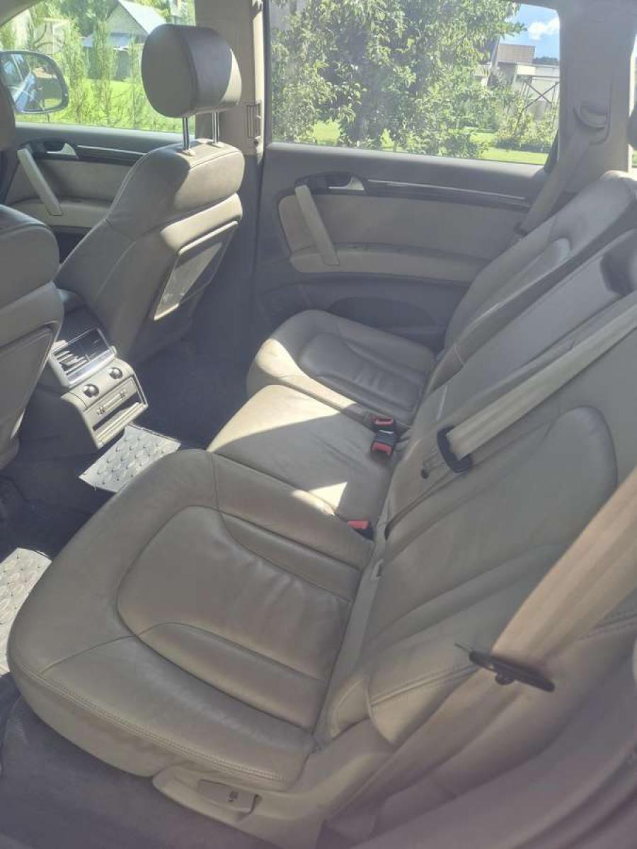 Melns Audi Q7 2008 Kretinga, ar dzinēja tilpumu 2.97 L un nobraukumu 311 tūkst. km par 4500 €, foto 5 vietnē AUTOMOTO.COM.LV