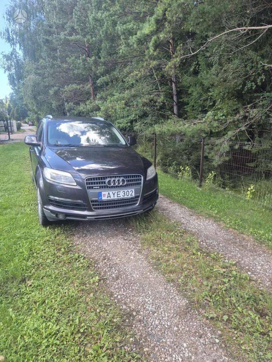 Melns Audi Q7 2008 Kretinga, ar dzinēja tilpumu 2.97 L un nobraukumu 311 tūkst. km par 4500 €, foto 14 vietnē AUTOMOTO.COM.LV