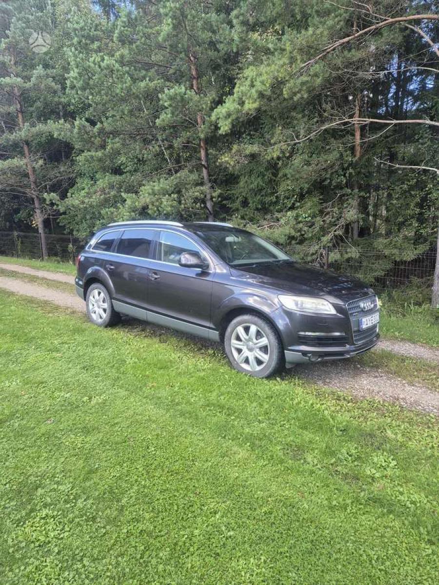 Melns Audi Q7 2008 Kretinga, ar dzinēja tilpumu 2.97 L un nobraukumu 311 tūkst. km par 4500 €, foto 15 vietnē AUTOMOTO.COM.LV