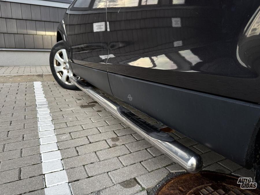 Black Audi Q7 2008 in Kaunas, with an engine capacity of 3.00 L and mileage of 350 thousand km for 4150 €, photo 9 on AUTOMOTO.COM.LV