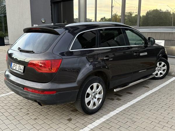 Ауди Ку 7 2008 в Каунас на AUTOMOTO.COM.LV Черный Ауди Ку 7 2008 в Каунас, объемом двигателя 3.00 л и пробегом 350 тыс. км за 4150 €, фото 11 на AUTOMOTO.COM.LV
