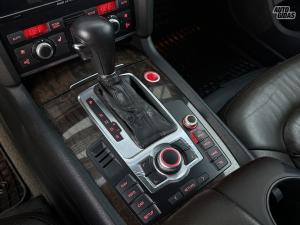 Black Audi Q7 2008 in Kaunas, with an engine capacity of 3.00 L and mileage of 350 thousand km for 4150 €, photo 19 on AUTOMOTO.COM.LV