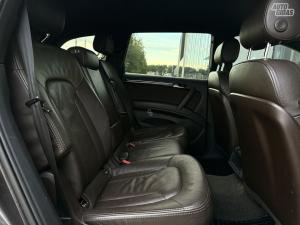 Black Audi Q7 2008 in Kaunas, with an engine capacity of 3.00 L and mileage of 350 thousand km for 4150 €, photo 26 on AUTOMOTO.COM.LV