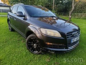 Black Audi Q7 2008 in Riga, with an engine capacity of 3.00 L and mileage of 376 thousand km for 4800 €, photo 6 on AUTOMOTO.COM.LV
