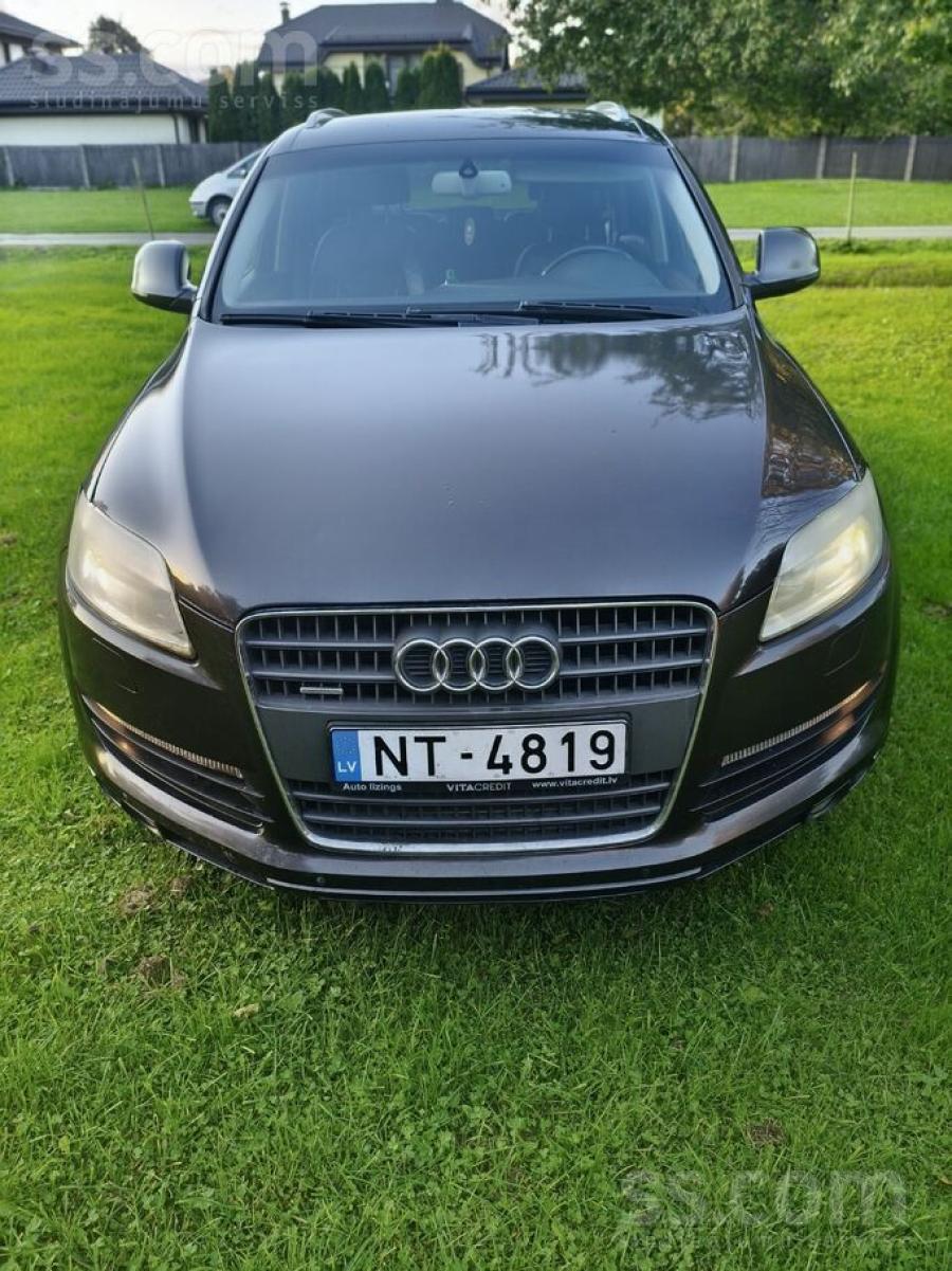 Black Audi Q7 2008 in Riga, with an engine capacity of 3.00 L and mileage of 376 thousand km for 4800 €, photo 7 on AUTOMOTO.COM.LV
