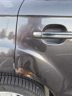 Melns Audi Q7 2008 Šauļi, ar dzinēja tilpumu 3.00 L un nobraukumu 515 tūkst. km par 4900 €, foto 16 vietnē AUTOMOTO.COM.LV