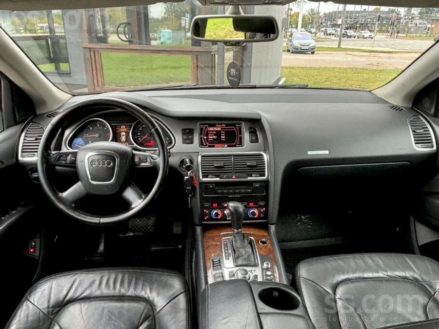 Черный Ауди Ку 7 2008 в Рига, объемом двигателя 3.00 л и пробегом 410 тыс. км за 4490 €, фото 13 на AUTOMOTO.COM.LV