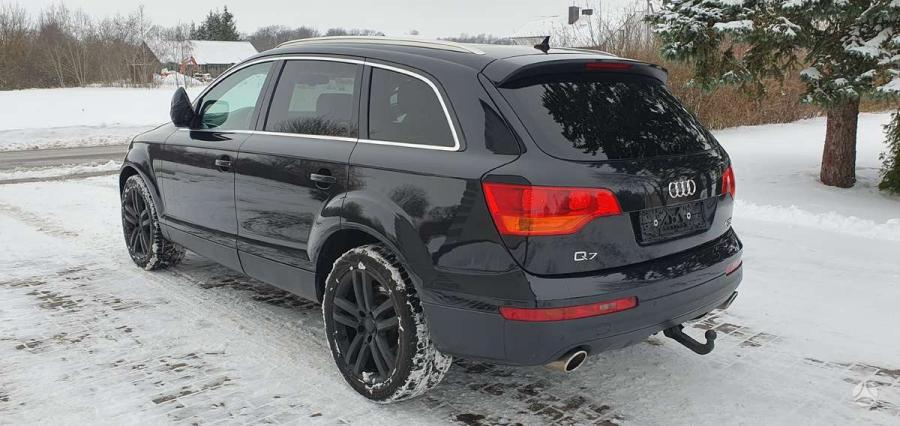 Melns Audi Q7 2009 Kupiškis, ar dzinēja tilpumu 4.20 L un nobraukumu 376 tūkst. km par 7290 €, foto 7 vietnē AUTOMOTO.COM.LV