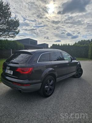 Melns Audi Q7 2009 Rīga, ar dzinēja tilpumu 3.00 L un nobraukumu 246 tūkst. km par 8500 €, foto 4 vietnē AUTOMOTO.COM.LV