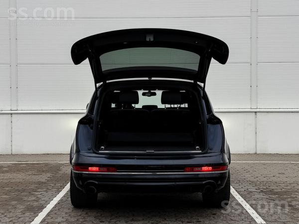 Black Audi Q7 2009 in Riga, with an engine capacity of 3.00 L and mileage of 0 thousand km for 11290 €, photo 8 on AUTOMOTO.COM.LV