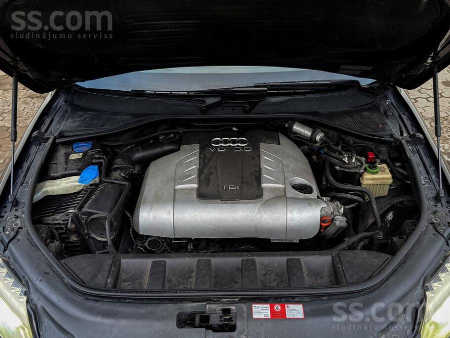 Black Audi Q7 2009 in Riga, with an engine capacity of 3.00 L and mileage of 0 thousand km for 11290 €, photo 15 on AUTOMOTO.COM.LV
