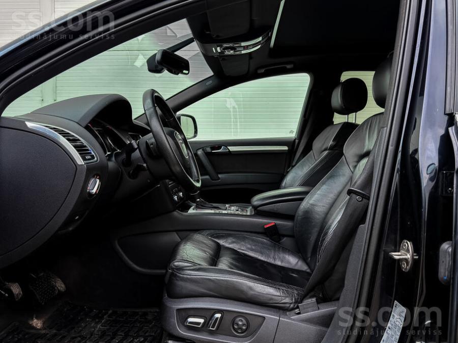 Black Audi Q7 2009 in Riga, with an engine capacity of 3.00 L and mileage of 0 thousand km for 11290 €, photo 17 on AUTOMOTO.COM.LV