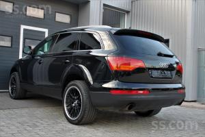 Melns Audi Q7 2009 Rīga, ar dzinēja tilpumu 3.00 L un nobraukumu 0 tūkst. km par 8490 €, foto 5 vietnē AUTOMOTO.COM.LV