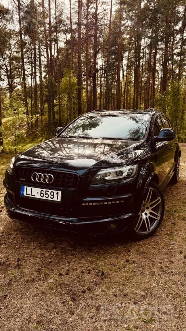 Black Audi Q7 2009 in Riga, with an engine capacity of 4.20 L and mileage of 368 thousand km for 5190 €, photo 1 on AUTOMOTO.COM.LV