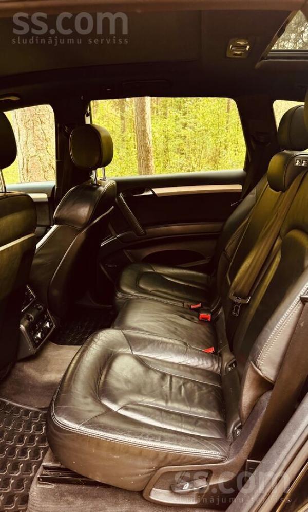 Black Audi Q7 2009 in Riga, with an engine capacity of 4.20 L and mileage of 368 thousand km for 5190 €, photo 8 on AUTOMOTO.COM.LV