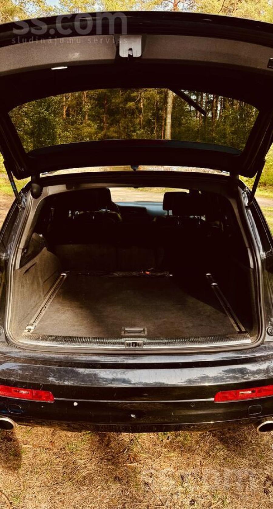 Black Audi Q7 2009 in Riga, with an engine capacity of 4.20 L and mileage of 368 thousand km for 5190 €, photo 14 on AUTOMOTO.COM.LV