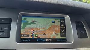 Black Audi Q7 2009 in Riga, with an engine capacity of 3.00 L and mileage of 339 thousand km for 7950 €, photo 20 on AUTOMOTO.COM.LV