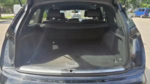 Black Audi Q7 2009 in Riga, with an engine capacity of 3.00 L and mileage of 339 thousand km for 7950 €, photo 28 on AUTOMOTO.COM.LV