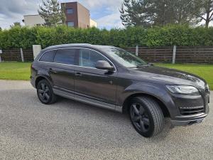 Melns Audi Q7 2009 Rīga, ar dzinēja tilpumu 2.97 L un nobraukumu 246 tūkst. km par 8300 €, foto 3 vietnē AUTOMOTO.COM.LV