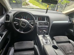 Melns Audi Q7 2009 Rīga, ar dzinēja tilpumu 2.97 L un nobraukumu 246 tūkst. km par 8300 €, foto 7 vietnē AUTOMOTO.COM.LV