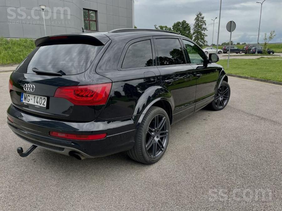Melns Audi Q7 2009 Daugavpils, ar dzinēja tilpumu 3.00 L un nobraukumu 330 tūkst. km par 10500 €, foto 4 vietnē AUTOMOTO.COM.LV