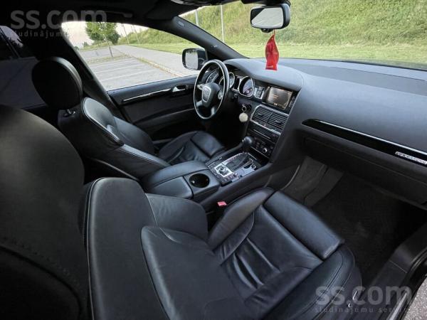 Melns Audi Q7 2009 Daugavpils, ar dzinēja tilpumu 3.00 L un nobraukumu 330 tūkst. km par 10500 €, foto 7 vietnē AUTOMOTO.COM.LV