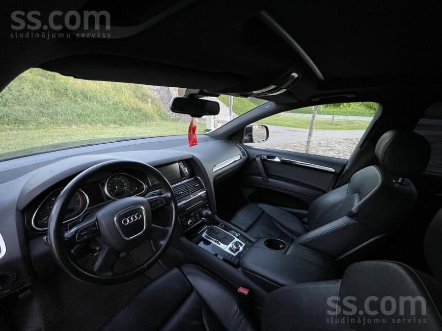 Melns Audi Q7 2009 Daugavpils, ar dzinēja tilpumu 3.00 L un nobraukumu 330 tūkst. km par 10500 €, foto 11 vietnē AUTOMOTO.COM.LV