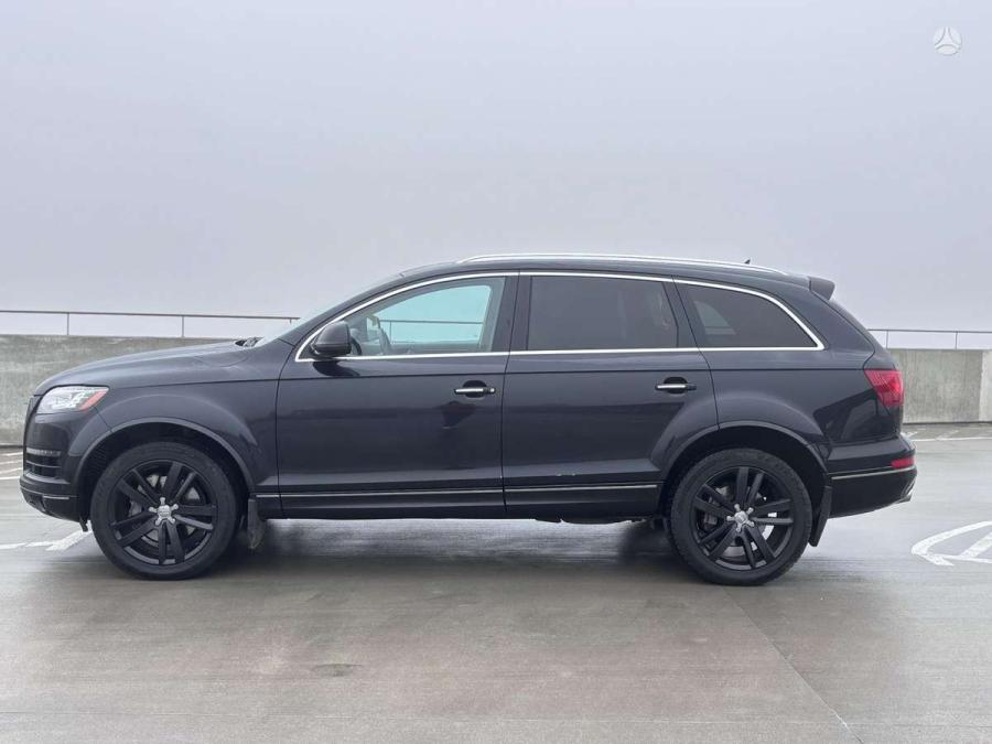 Black Audi Q7 2010 in Vilnius, with an engine capacity of 2.97 L and mileage of 277 thousand km for 9850 €, photo 4 on AUTOMOTO.COM.LV