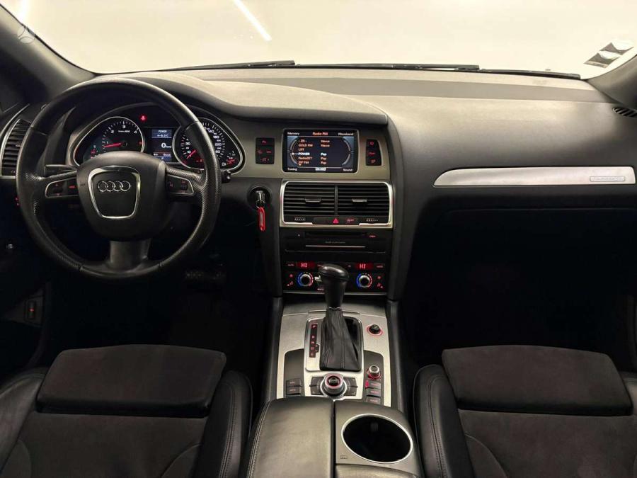 Melns Audi Q7 2010 Marijampole, ar dzinēja tilpumu 2.97 L un nobraukumu 235 tūkst. km par 13250 €, foto 23 vietnē AUTOMOTO.COM.LV