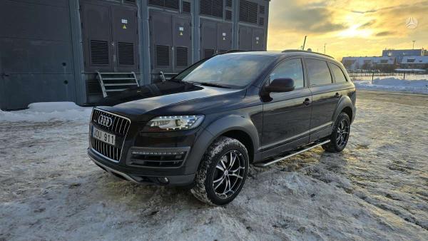 Black Audi Q7 2010 in Klaipeda, with an engine capacity of 4.13 L and mileage of 260 thousand km for 11700 €, photo 8 on AUTOMOTO.COM.LV