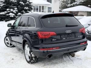 Black Audi Q7 2010 in Utena, with an engine capacity of 2.97 L and mileage of 290 thousand km for 8590 €, photo 4 on AUTOMOTO.COM.LV