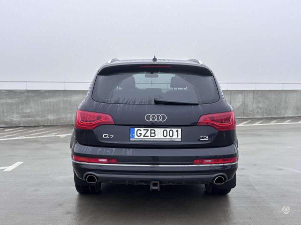 Melns Audi Q7 2010 Viļņa, ar dzinēja tilpumu 2.97 L un nobraukumu 277 tūkst. km par 9850 €, foto 8 vietnē AUTOMOTO.COM.LV