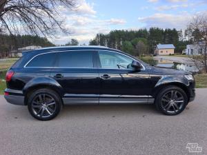 Black Audi Q7 2010 in Druskininkai, with an engine capacity of 3.00 L and mileage of 276 thousand km for 9200 €, photo 12 on AUTOMOTO.COM.LV