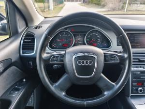 Black Audi Q7 2010 in Druskininkai, with an engine capacity of 3.00 L and mileage of 276 thousand km for 9200 €, photo 17 on AUTOMOTO.COM.LV