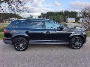 Black Audi Q7 2010 in Druskininkai, with an engine capacity of 3.00 L and mileage of 276 thousand km for 9200 €, photo 28 on AUTOMOTO.COM.LV