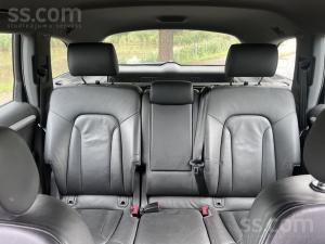 Melns Audi Q7 2010 Rīga, ar dzinēja tilpumu 3.00 L un nobraukumu 213 tūkst. km par 10900 €, foto 13 vietnē AUTOMOTO.COM.LV