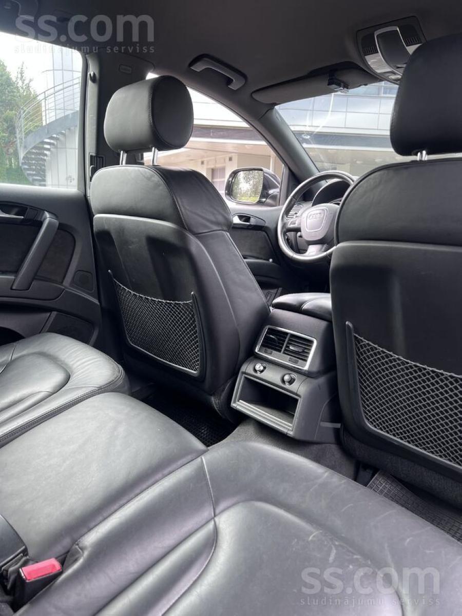 Melns Audi Q7 2010 Rīga, ar dzinēja tilpumu 3.00 L un nobraukumu 213 tūkst. km par 10900 €, foto 14 vietnē AUTOMOTO.COM.LV